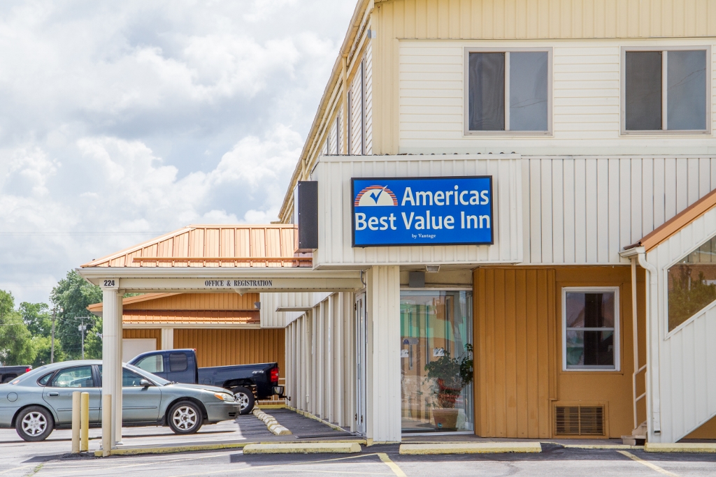 America's Best Value Inn - The City of Litchfield